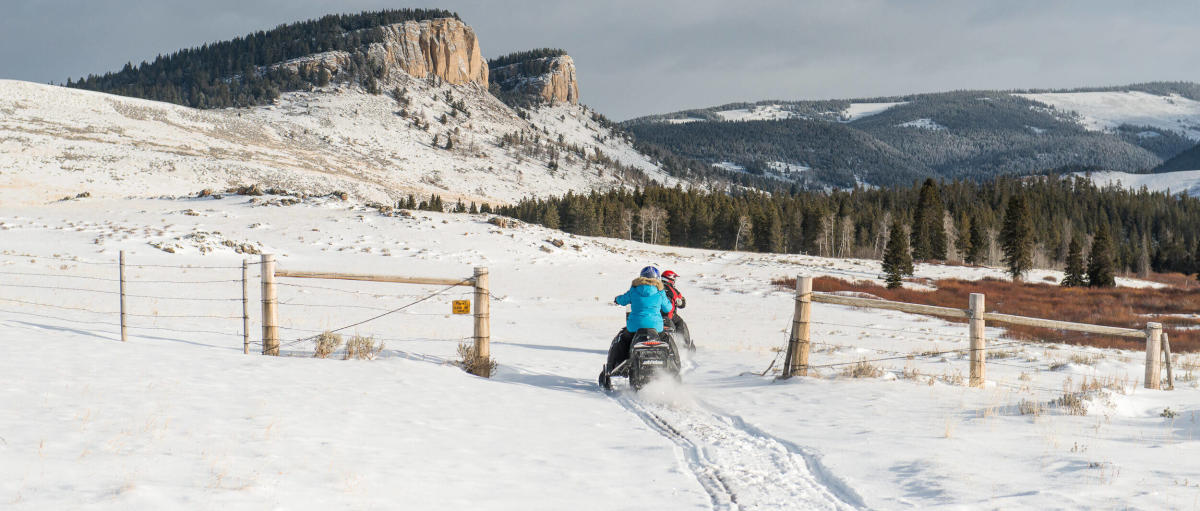 Snowmobiling Wyoming and Wyoming Snowmobile Trails