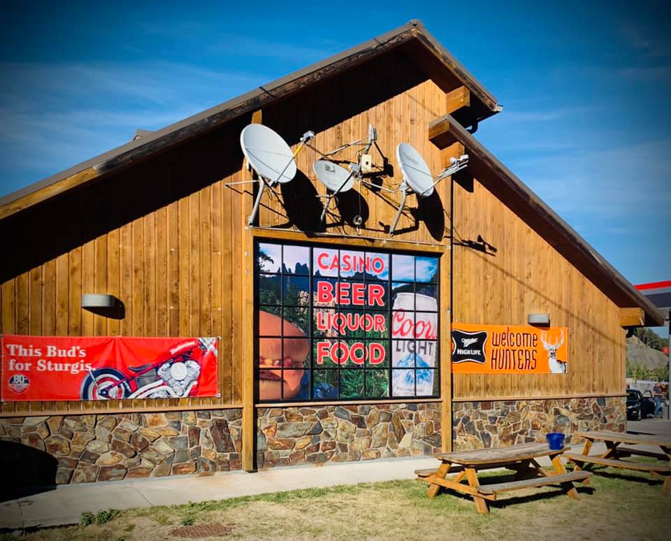 Three Forks Bar & Grille at The Country Store