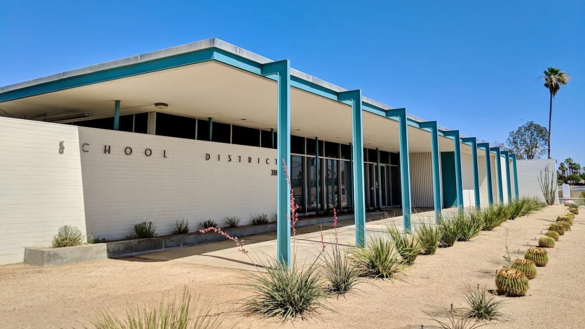 Modern Tours Palm Springs