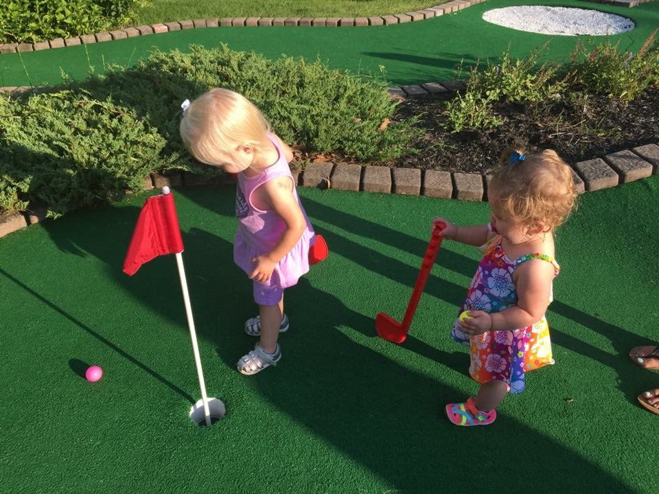 Lumberjack Pass Miniature Golf