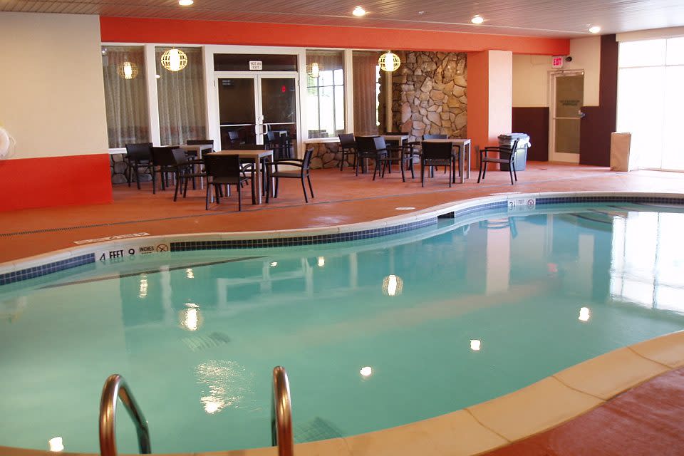 Courtyard by Marriott Lake George