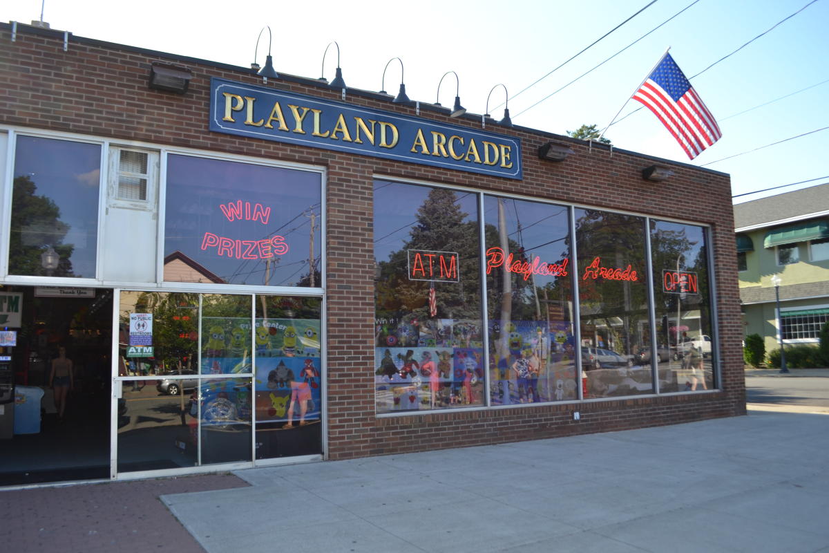 Leonelli's Playland Arcade North