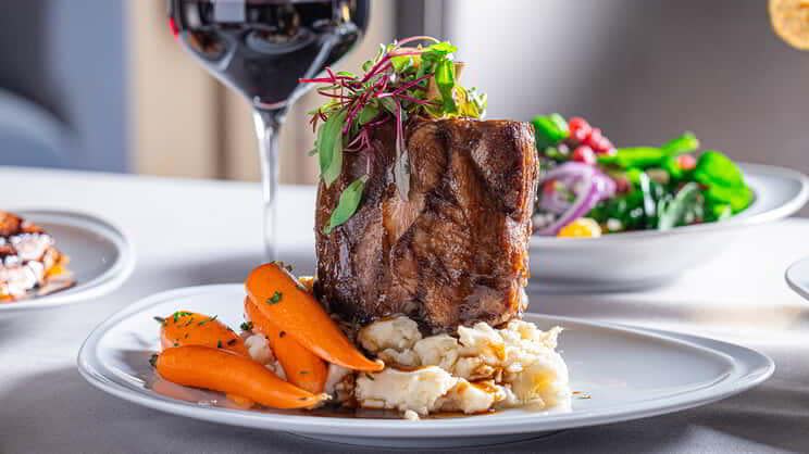 Valley's Edge Steak & Seafood | Northfield, OH