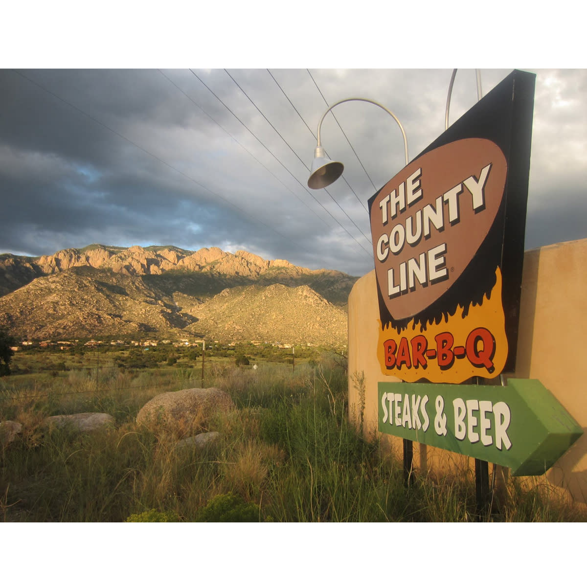 The County Line of Albuquerque