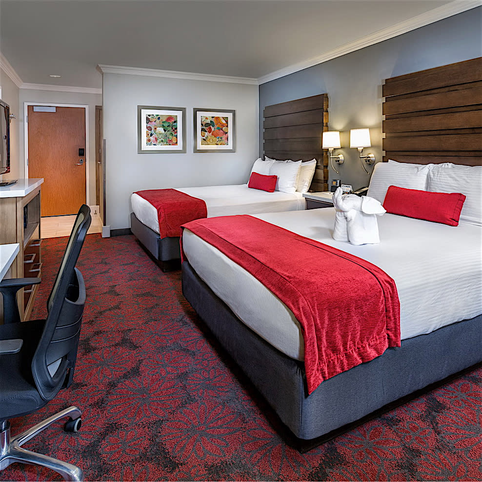 Anaheim Desert Palms Hotel and Suites | Anaheim, CA 92802