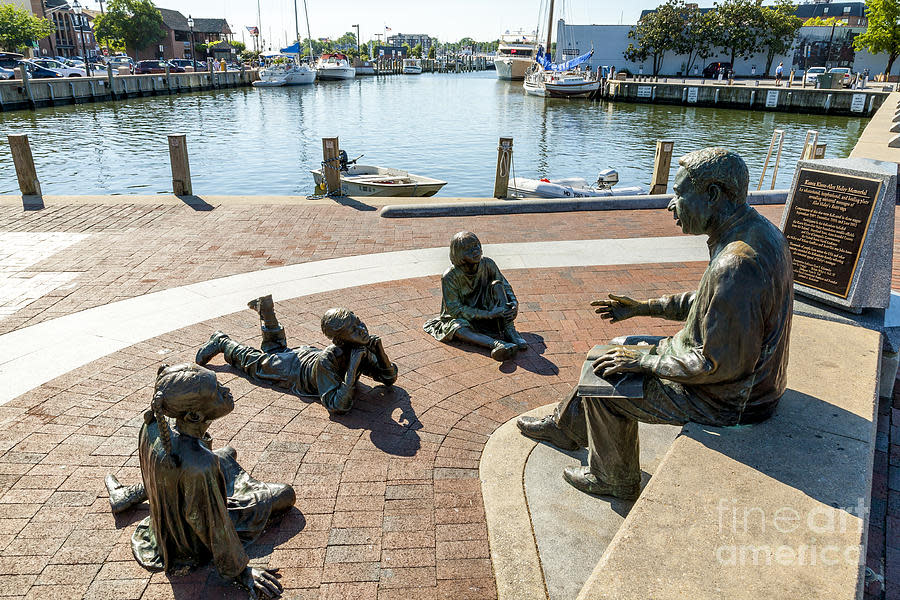Kunta Kinte-Alex Haley Memorial | Annapolis, MD