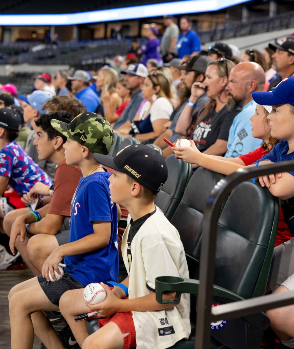 Texas Rangers Pregame Tour - Texas Rangers vs Chicago Cubs Texas Rangers Pregame Tour - Texas Rangers vs Chicago Cubs