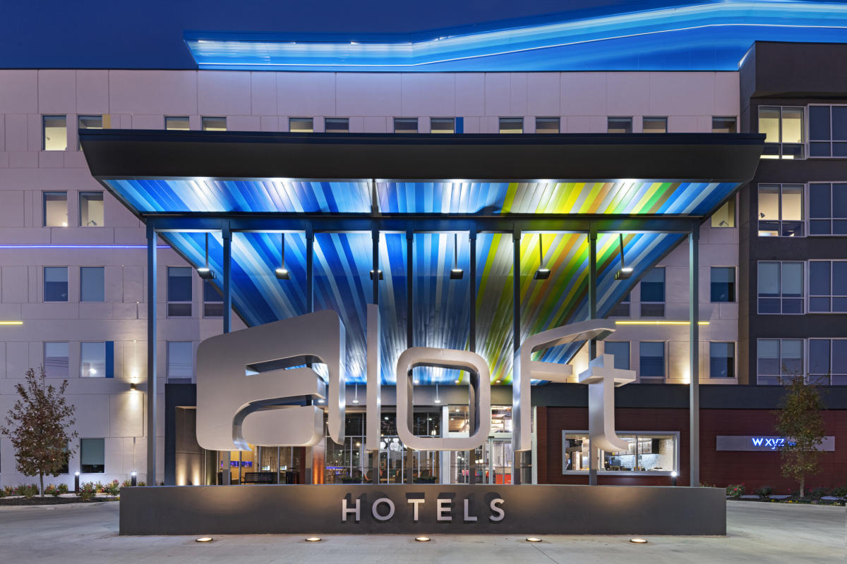 Aloft Arlington South