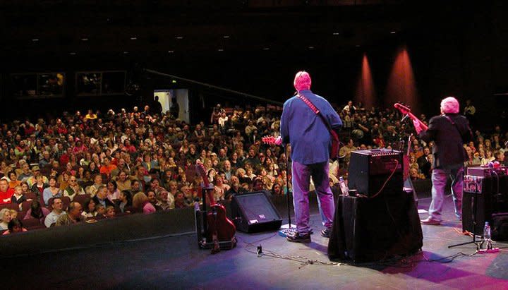 Sundilla Concert Series & Radio Hour