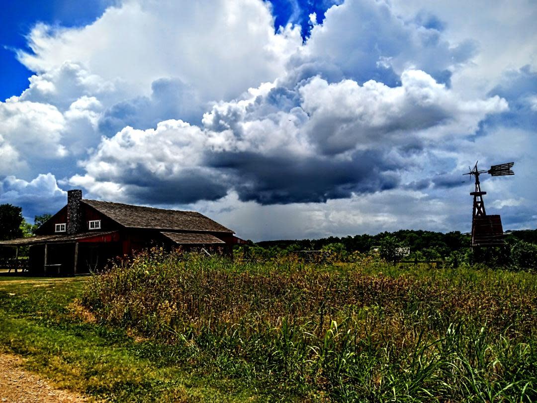 Jourdan-Bachman Pioneer Farms