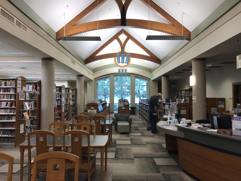 Zachary Branch Library