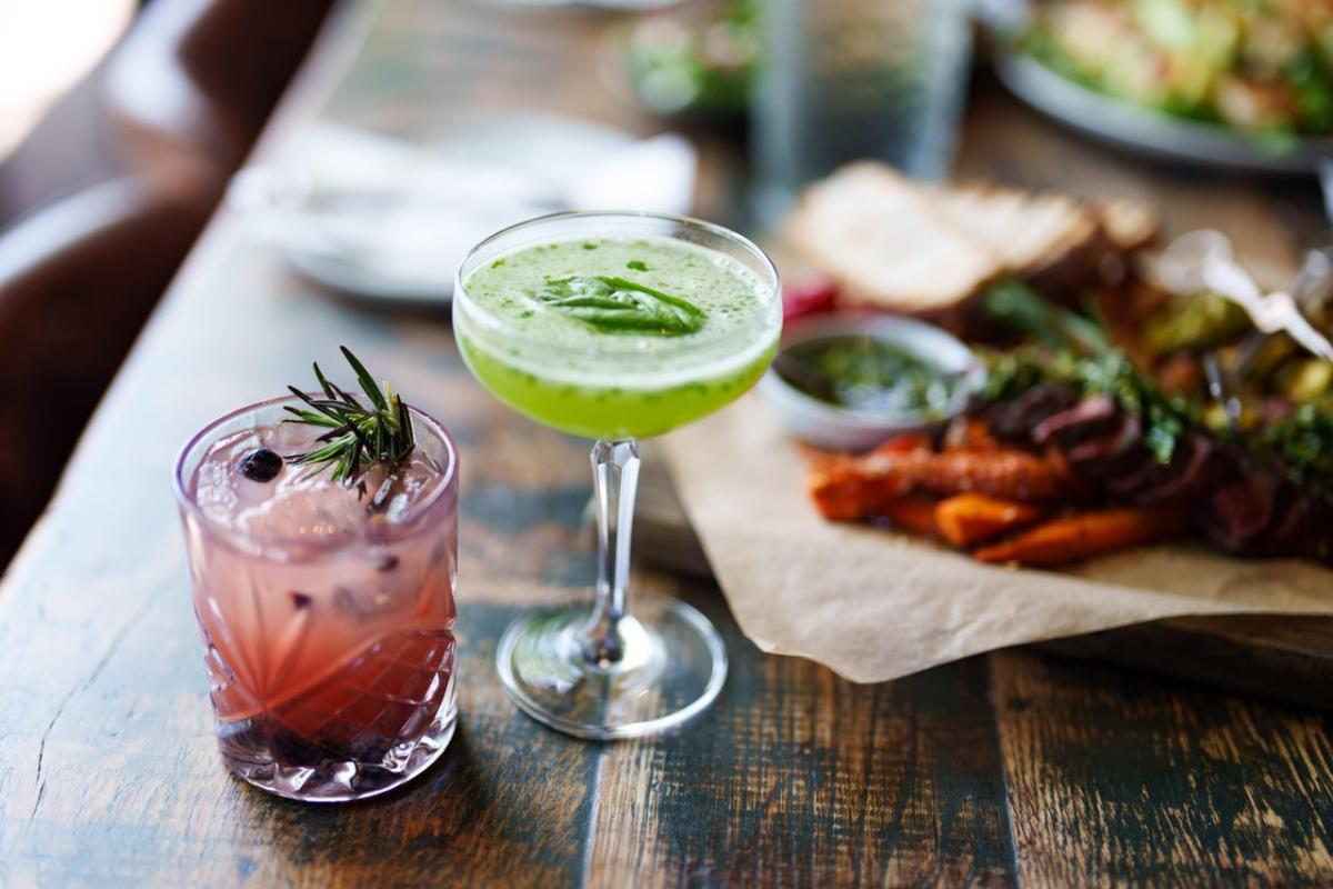 BLDG 5 Market + Kitchen + Patio