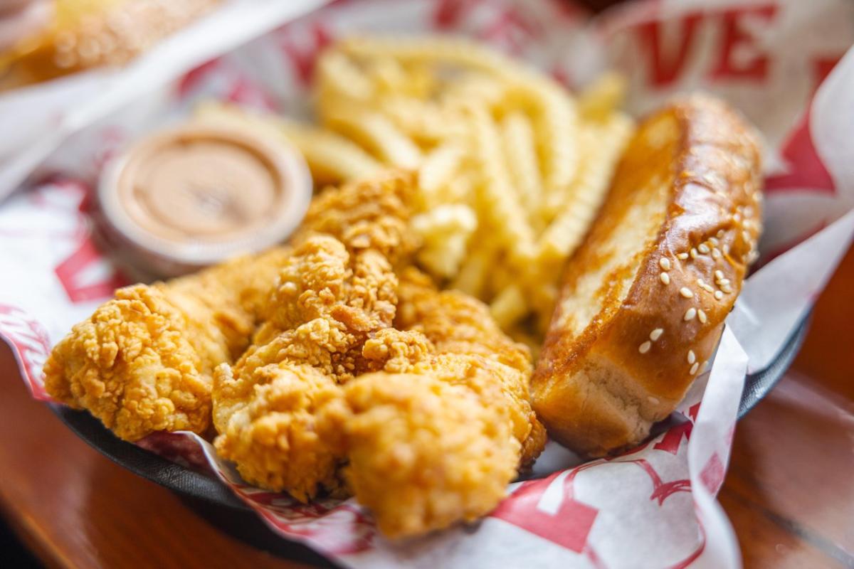 The Original Raising Cane's Chicken Fingers- Highland