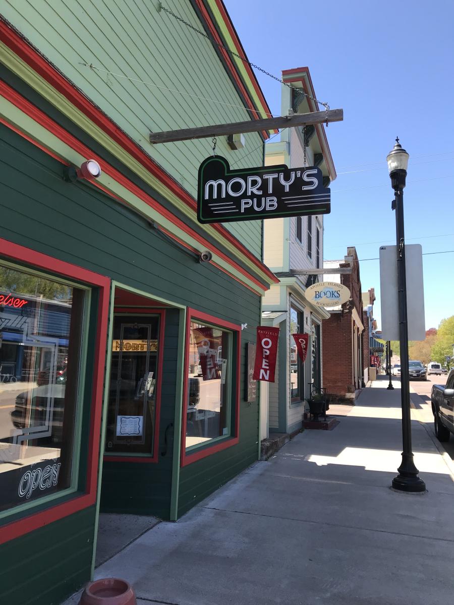 Morty's Pub