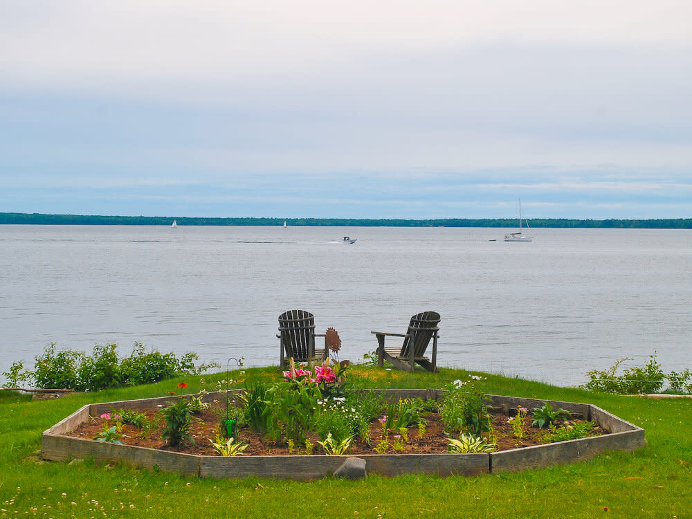 Island View Lodging, LLC