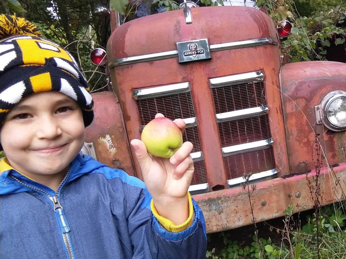 Leach Farm & Orchards