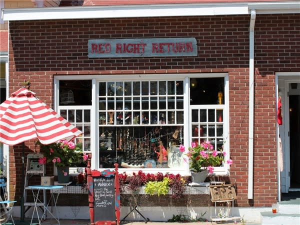 Red Right Return | Block Island, RI