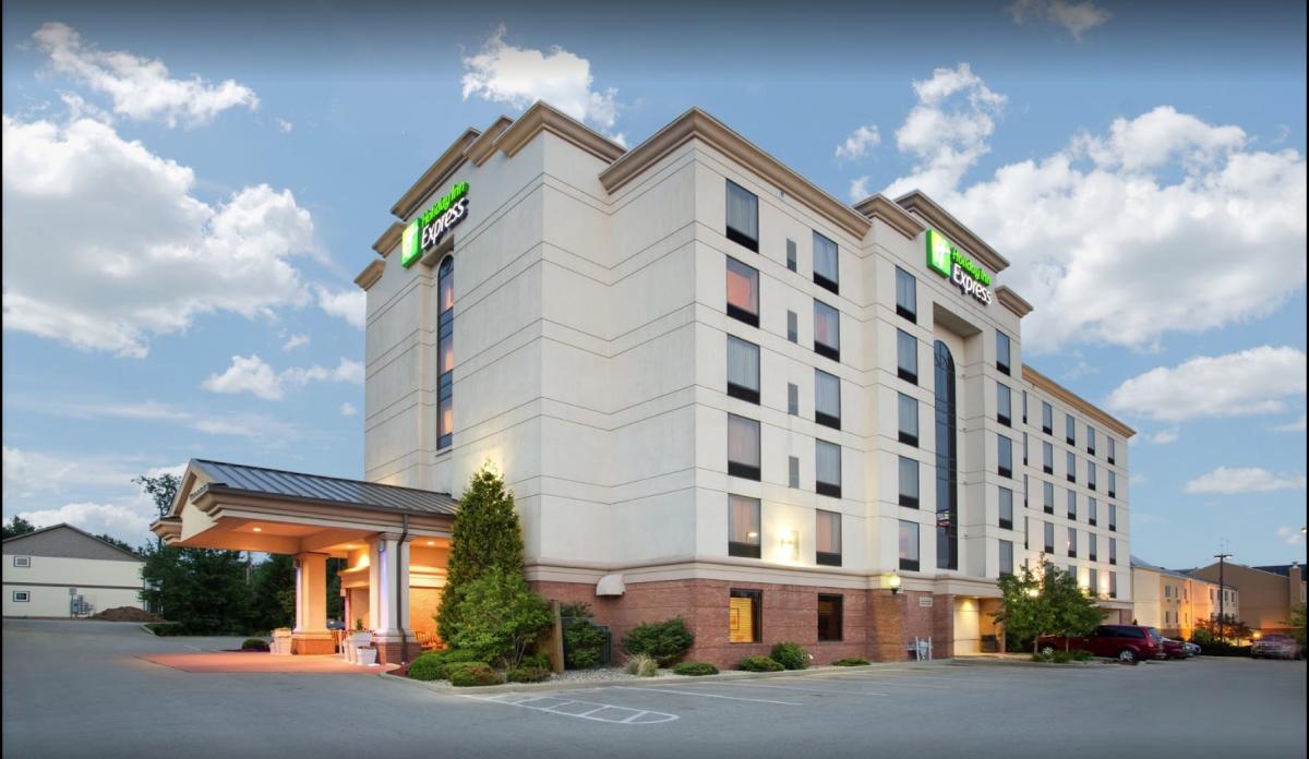 Holiday Inn Express & Suites