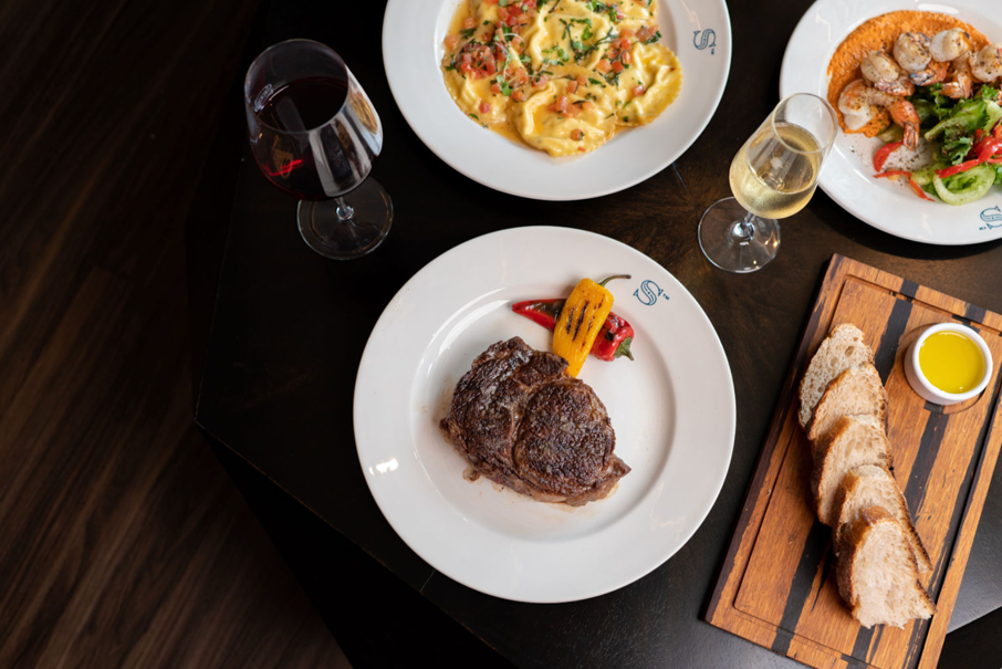 SAVR - Spirited American Bistro