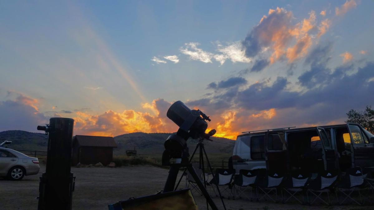 Explore the Night Sky with a Guided Astronomy Tour