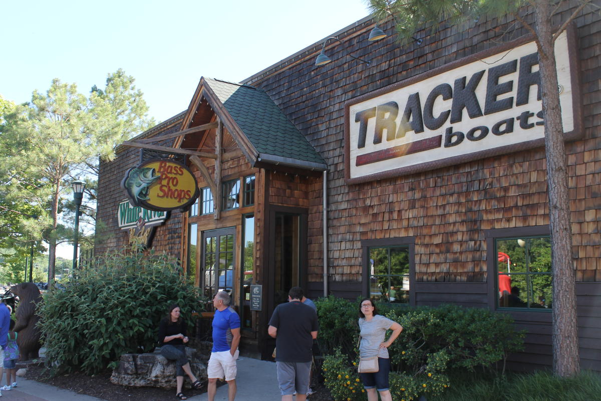 Bass Pro Shops - White River Outpost