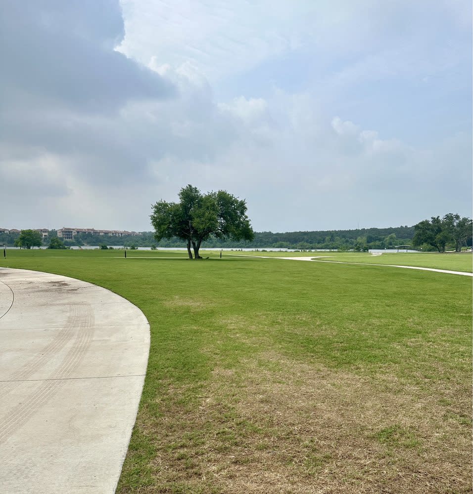 Lakeline Park