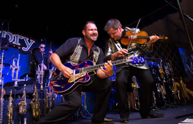 Barleens Dinner Show