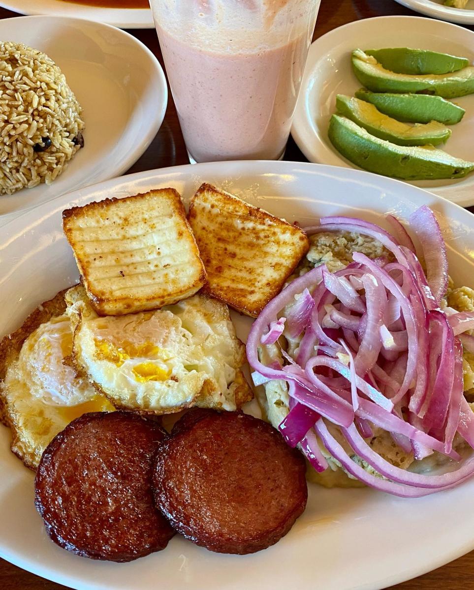 Mambo's Dominican Kitchen