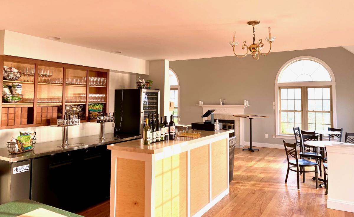 Acadian Wine Company