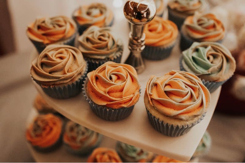 Bluffs Bakery & Currie's Dining