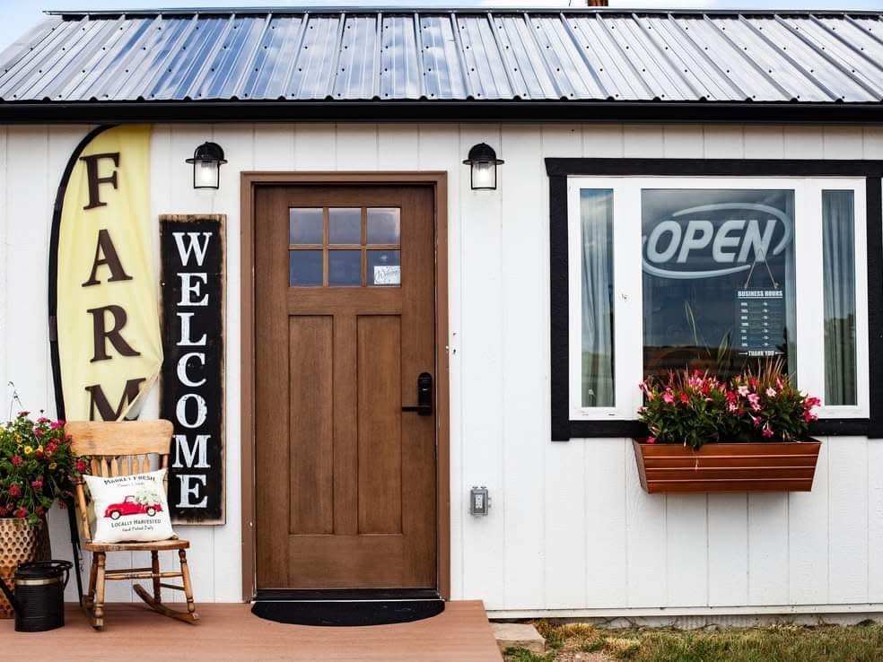 Lucky Buffalo Farm Stand