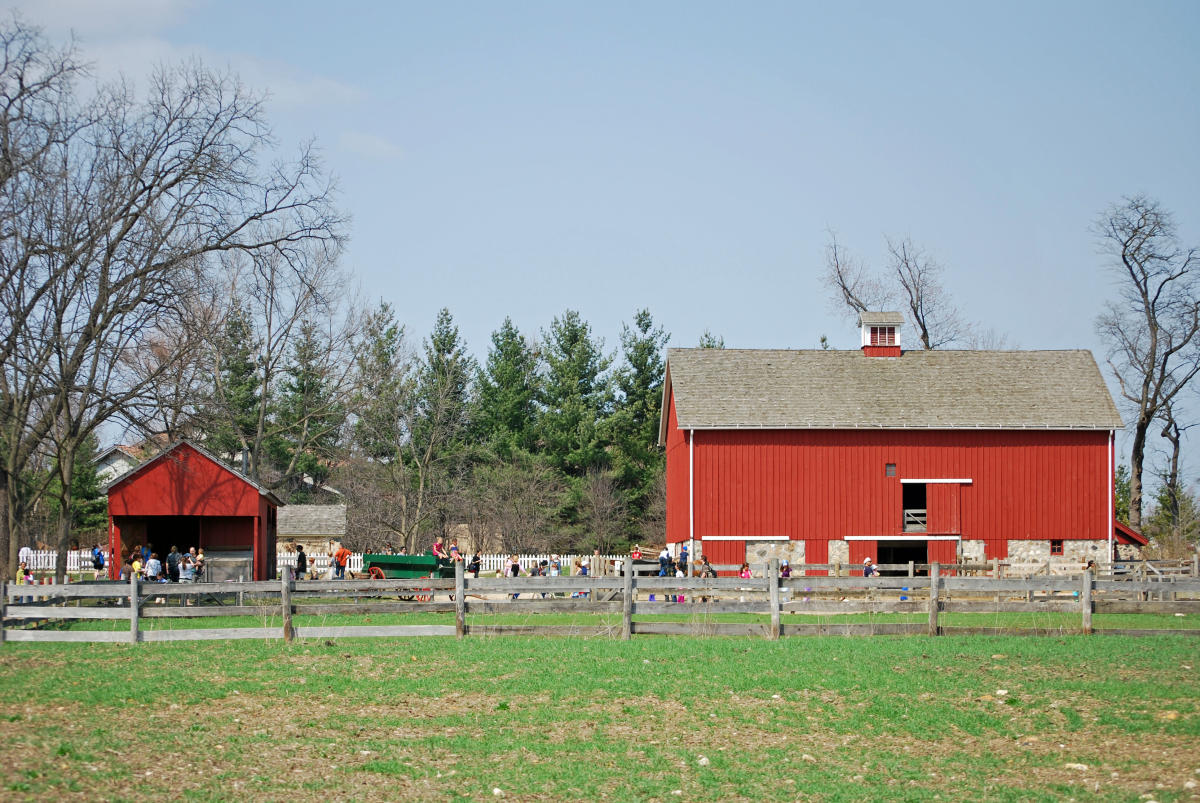Spring Valley Nature Center/Volkening Heritage Farm | Schaumburg, IL