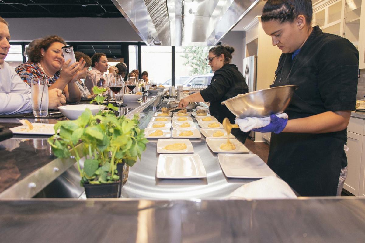 MESA, A Live Dining Show | New Albany, IN 47150