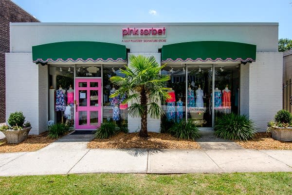 Devine Street - Boutique Shopping Corridor