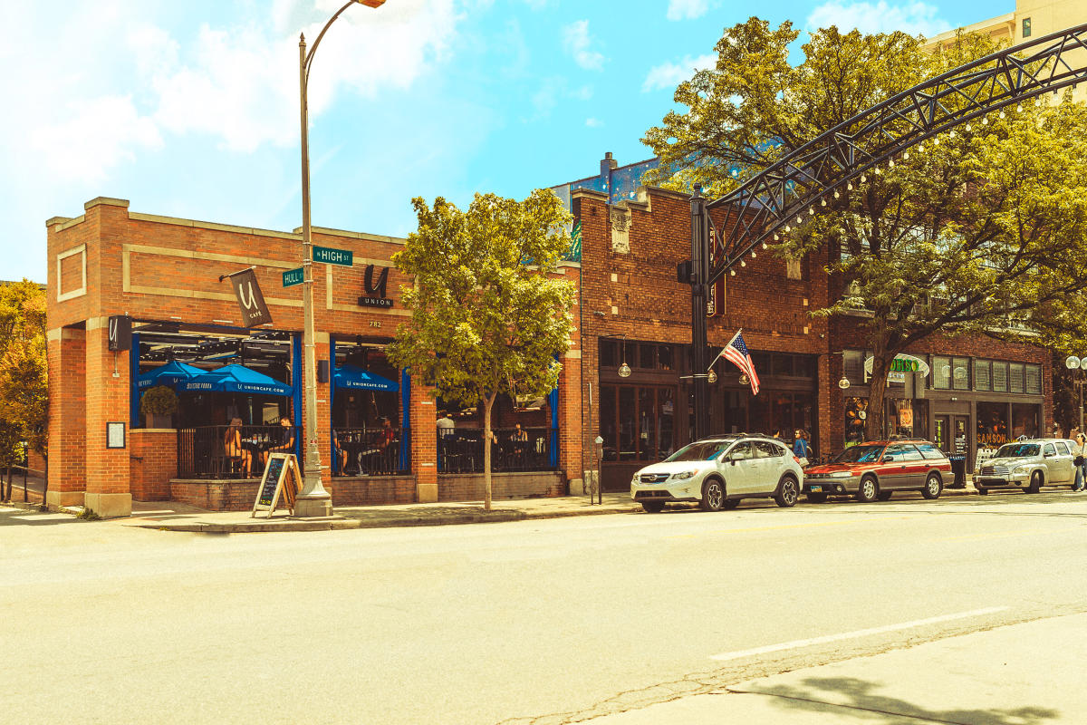 Union Cafe | Columbus, OH 43215