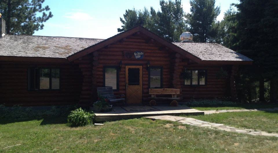 Nor'Wester Lodge & Canoe Outfitters
