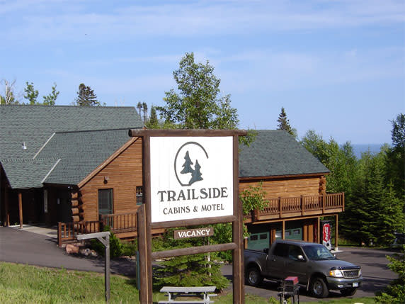 Trailside Cabins & Motel