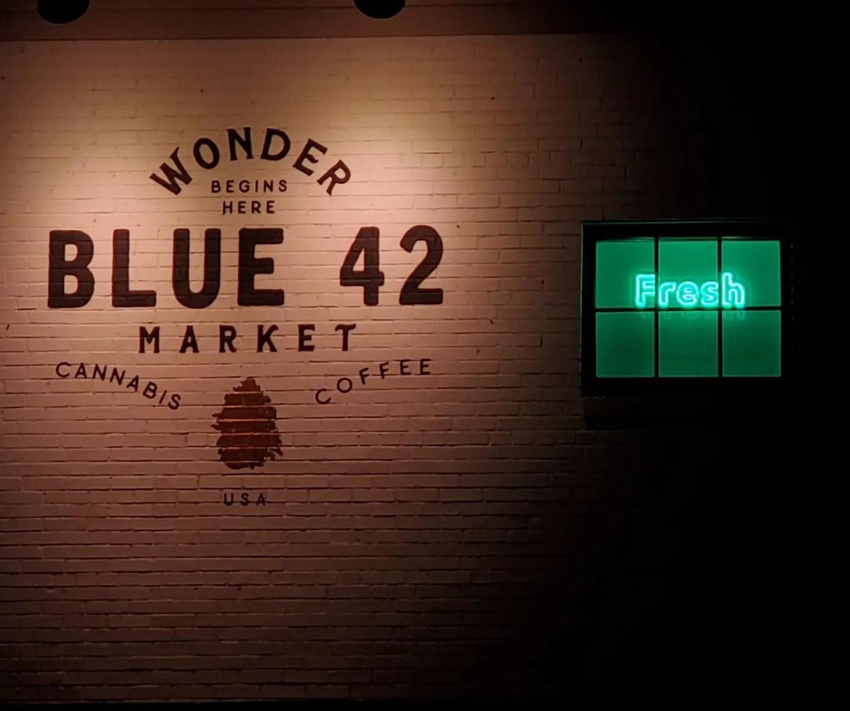 Blue 42 Market