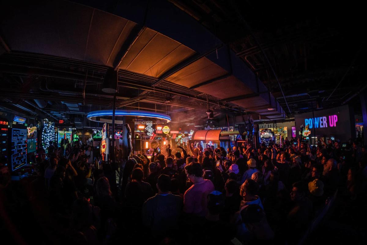 DNBNL: A Dave & Buster's Rave