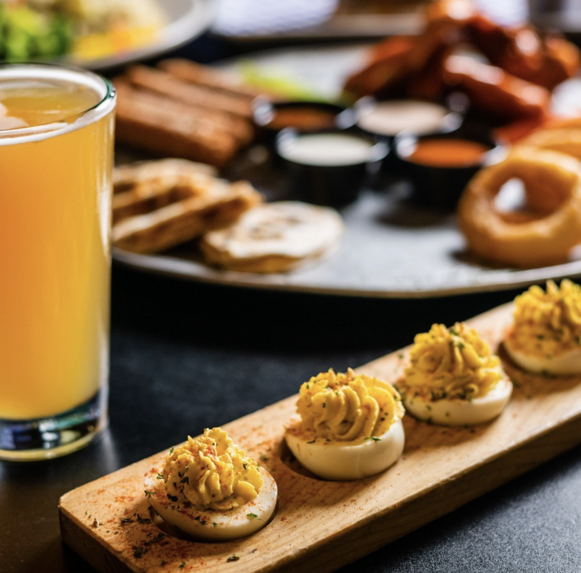 The Hub Sports Bar and Grill