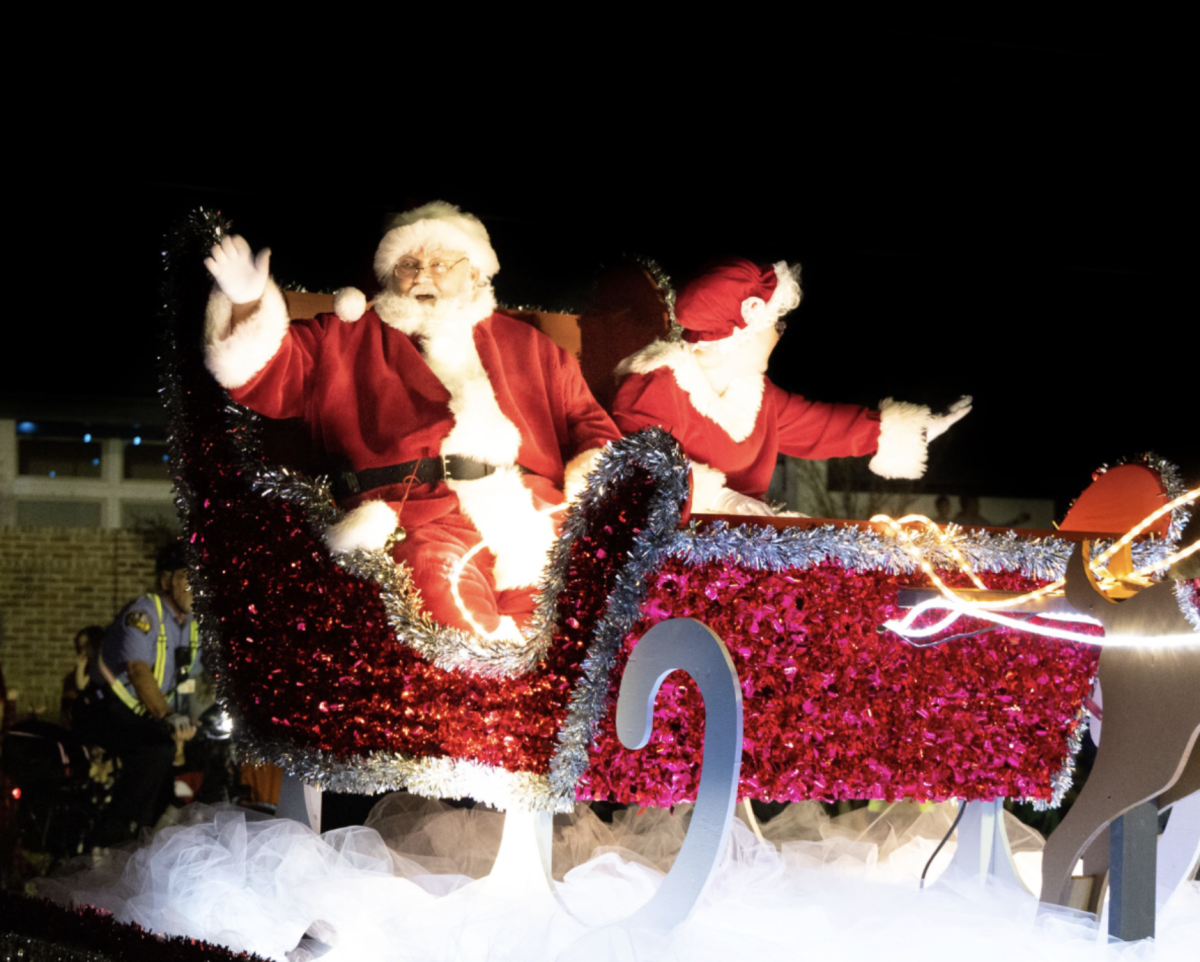 Christmas Parade of Lights and Tree Lighting Ceremony