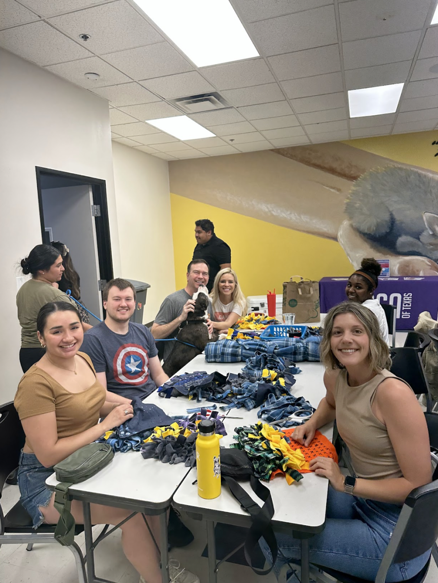 Dallasites101 SPCA Serve & Social