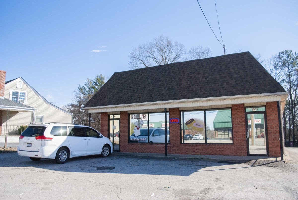 Hall's Pastry Shop Inc