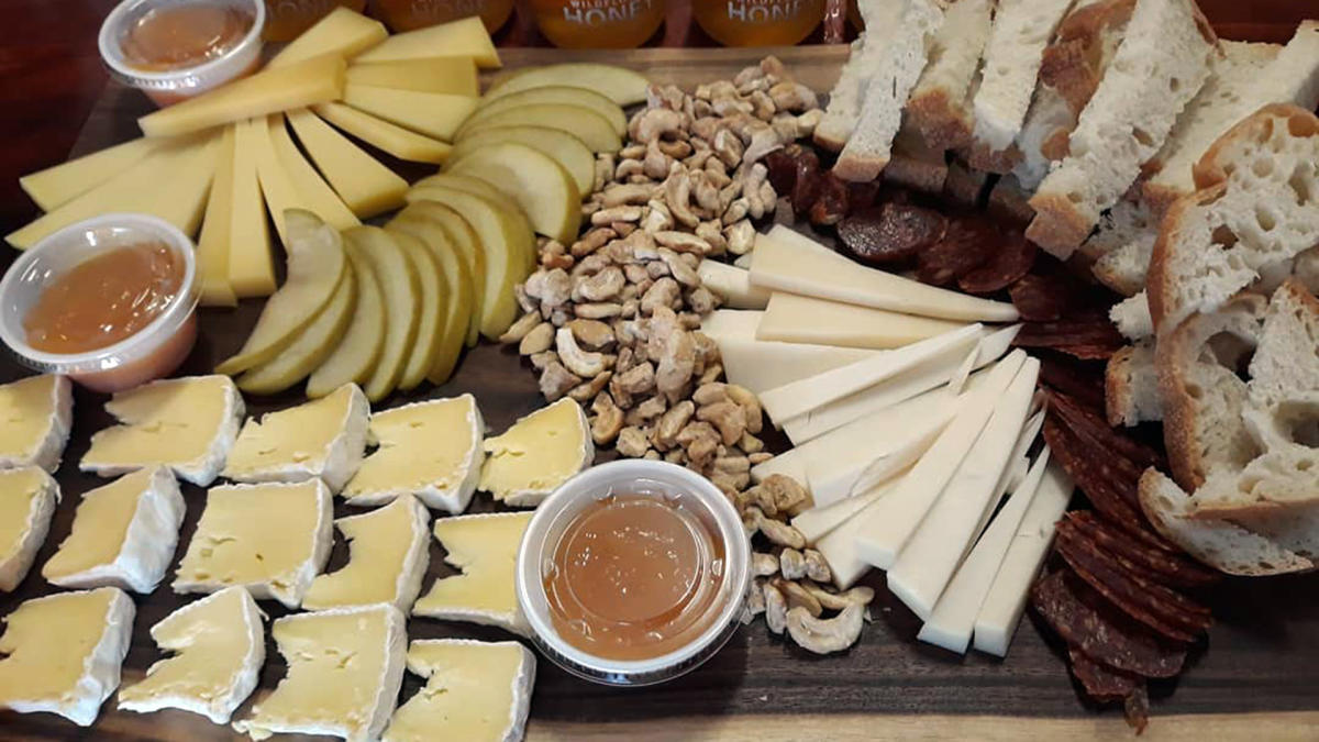 Ten : One Artisanal Cheese Shop