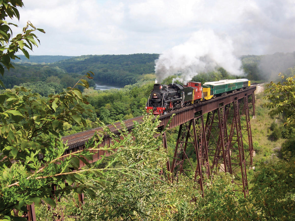Boone & Scenic Valley Railroad & Museum