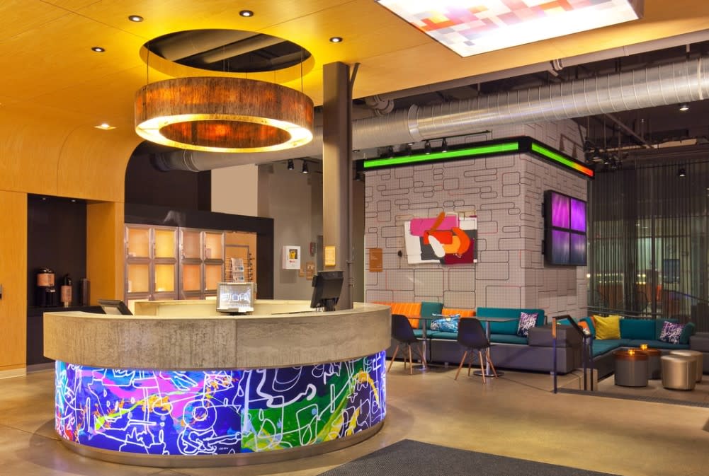 Aloft Bolingbrook