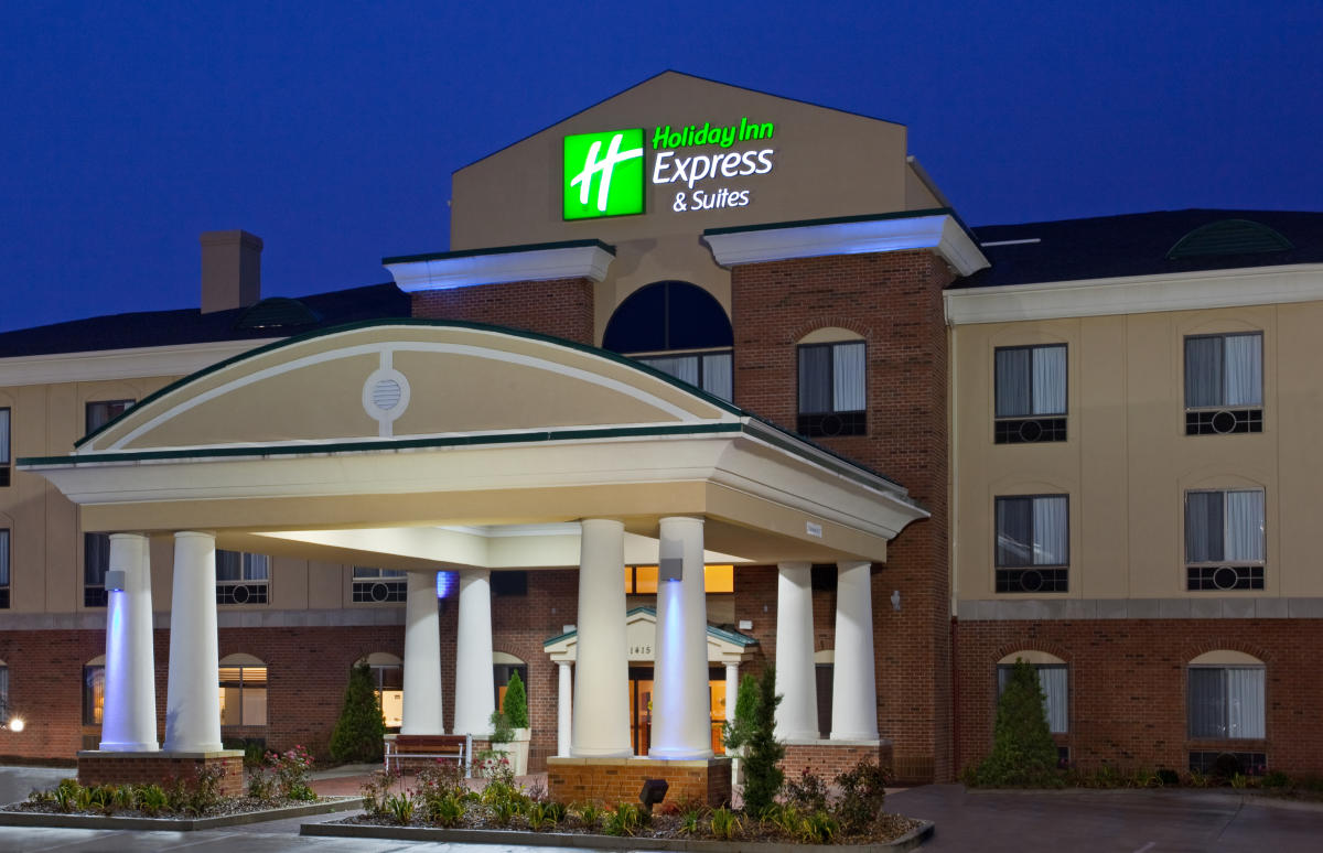 Holiday Inn Express & Suites Goshen | Goshen, IN 46526