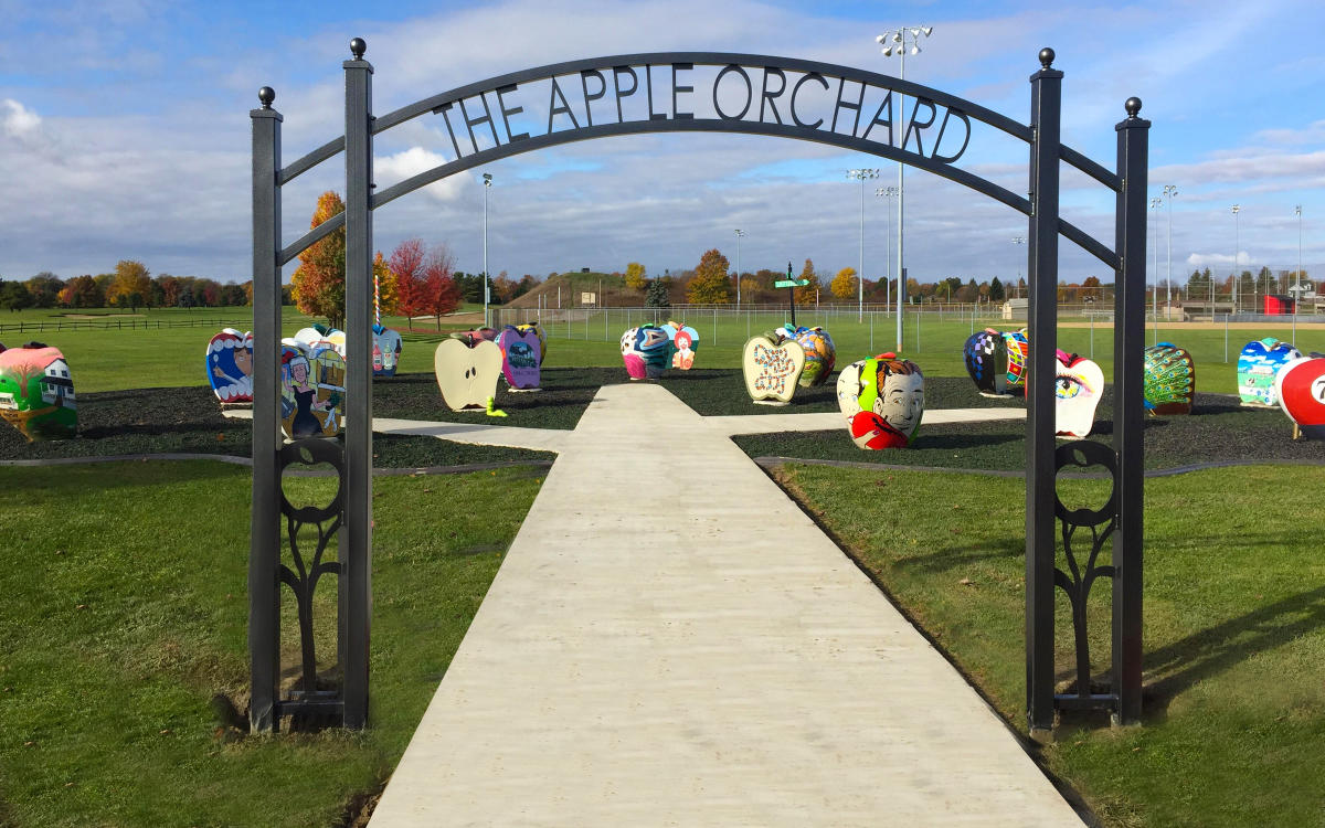 The Apple Orchard: 1st Source | Nappanee, IN 46550