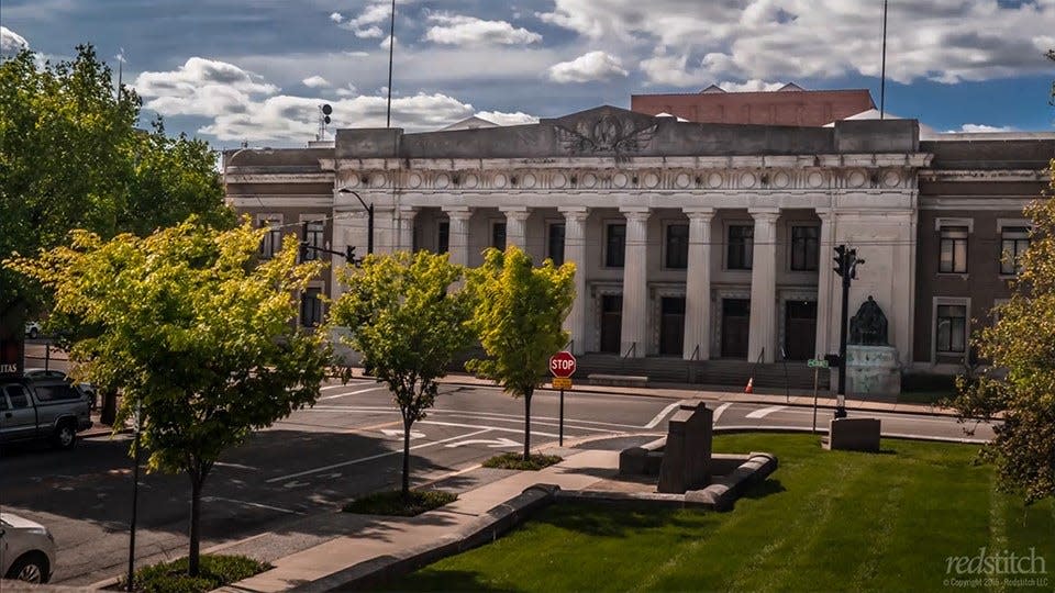 Veterans Memorial Coliseum
