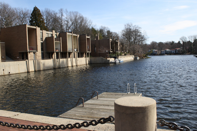 Lake Anne Walking Trail